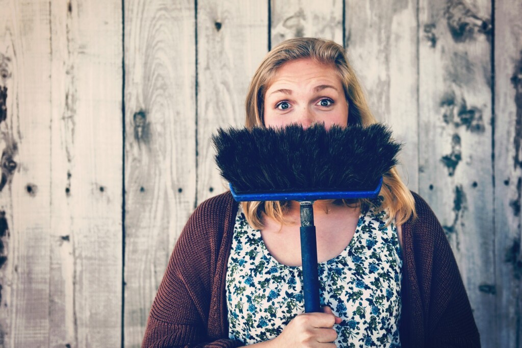 Using the Salt on the Broom Trick to Clean Your Floors