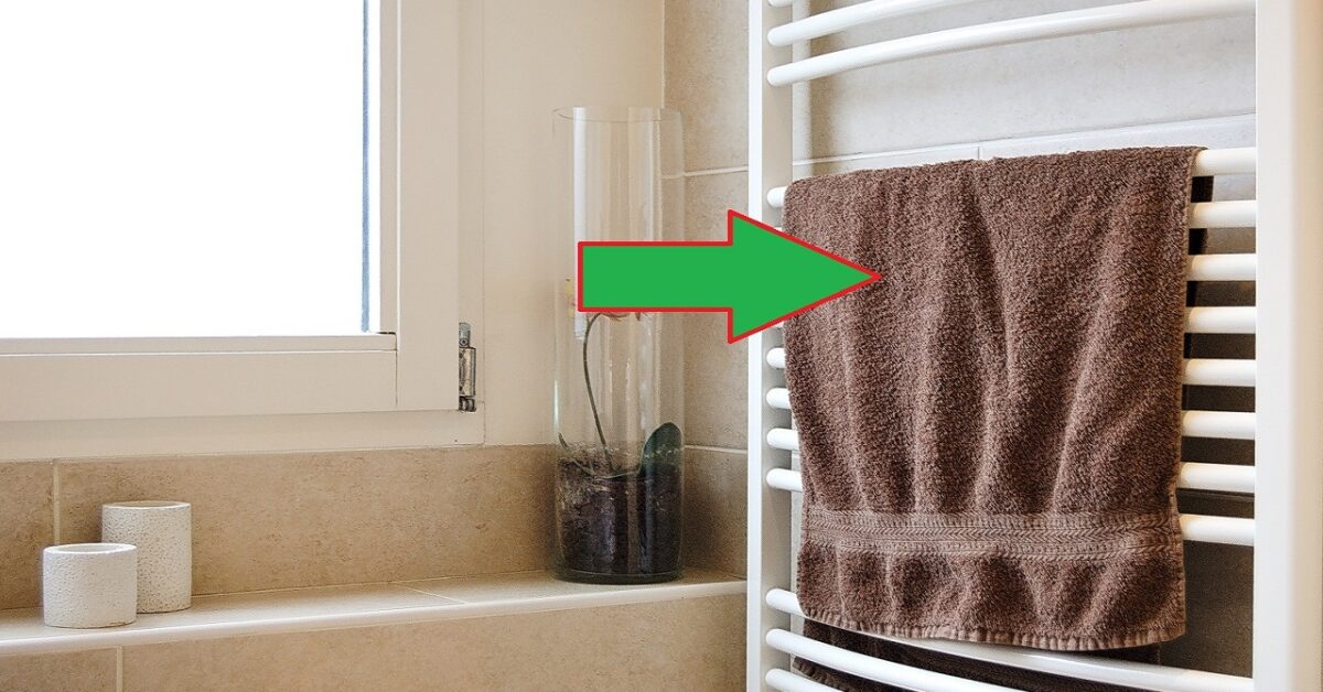 How Placing a Towel on the Radiator Can Freshen the Air in the Bathroom