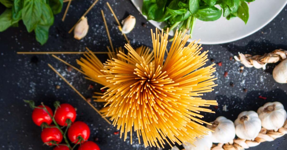 Spaghetti with Garlic and Oil: Try this simple and classic Recipe