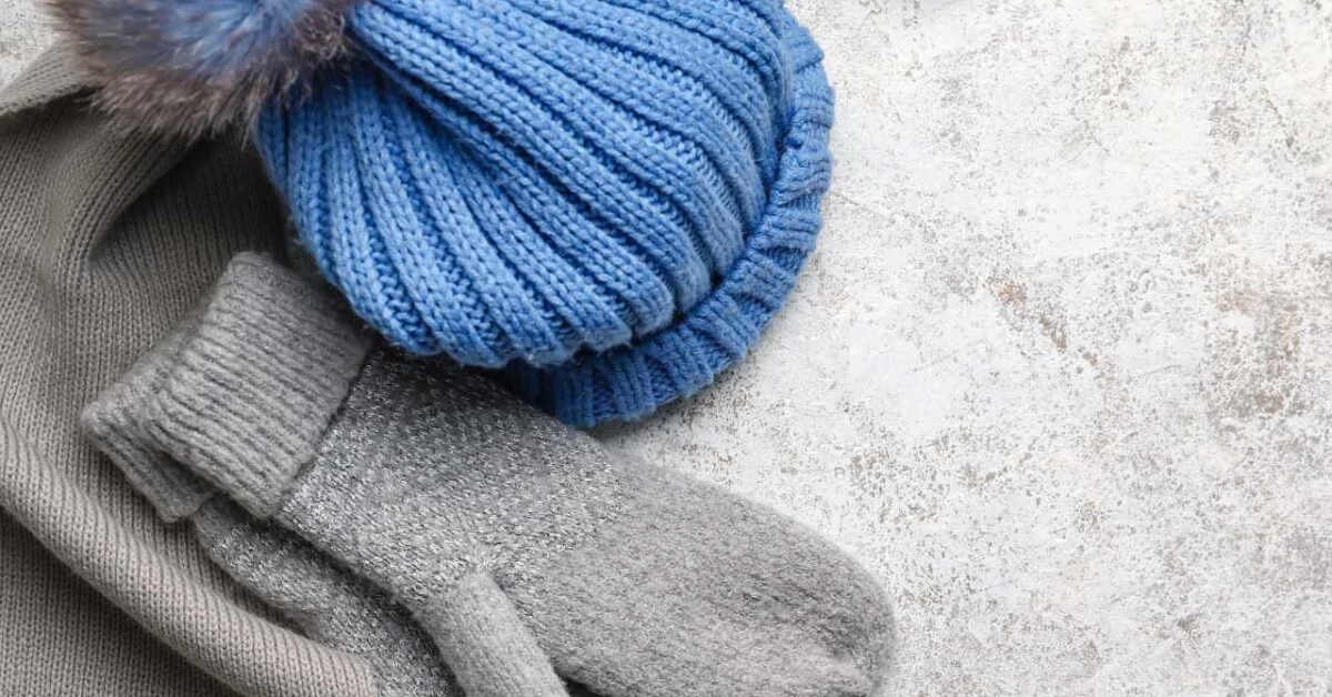 Lint on Hats and Scarves? Don't Throw Them Away, I'll Tell You How to ...